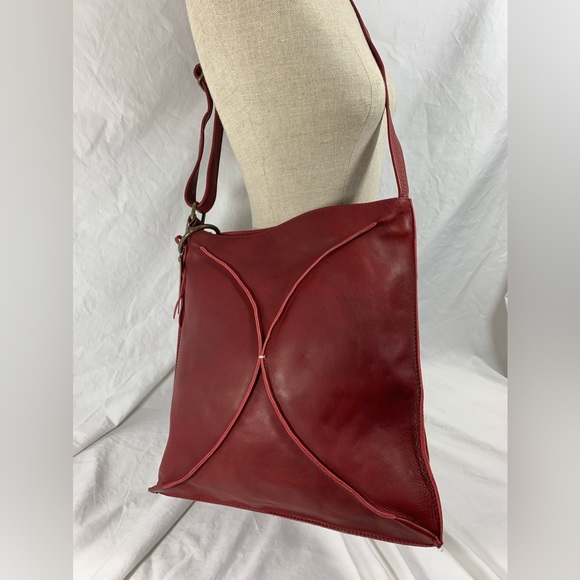 Lisa Leonard | Bags | Genuine Lisa Leonard Red Leather Shoulder Bag ...